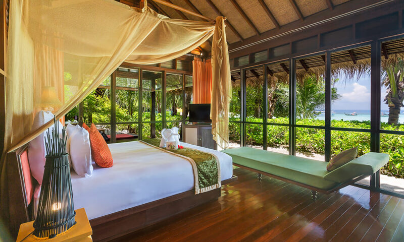 Strand & Wald-Glück: 'Zeavola' Phi Phi Island - Thailand Lifestyle