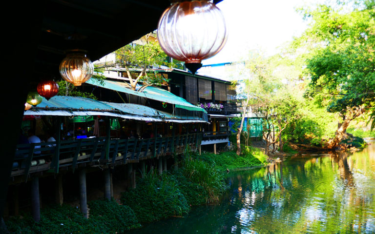 Khao Yai Restaurant: Kultiges "Vintage"-Lokal - Thailand Lifestyle